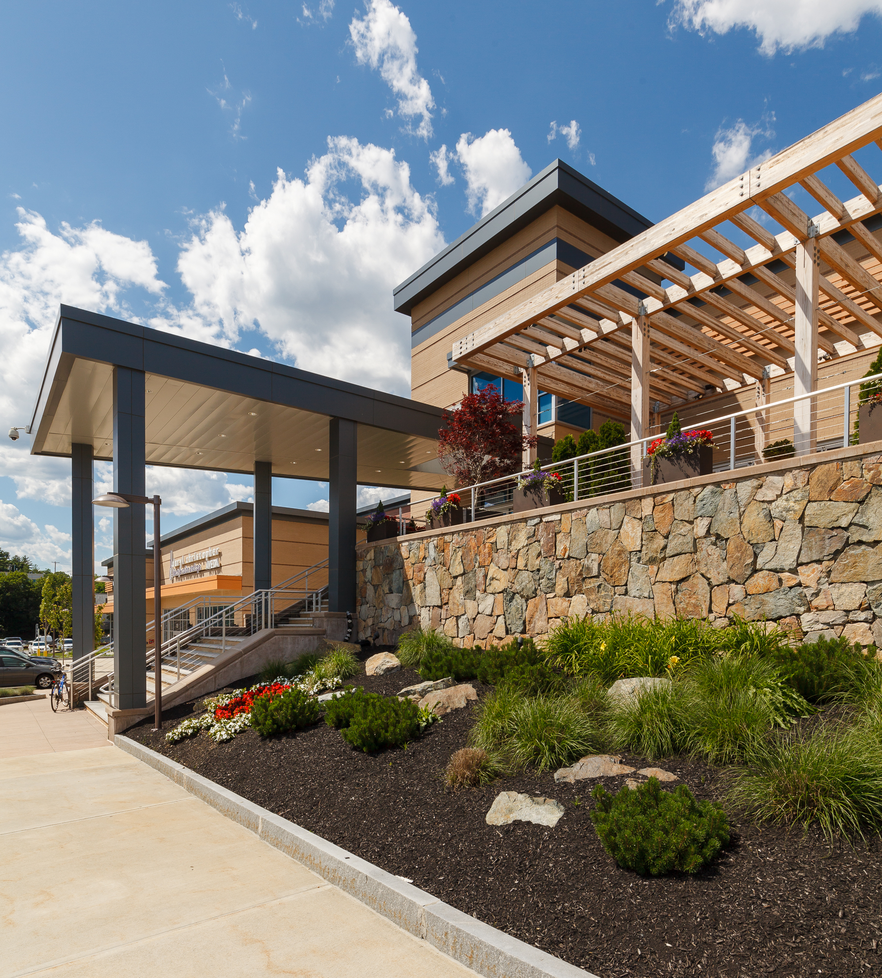 RMD Inc. - Retail Marketplace Development - Commodore Builders