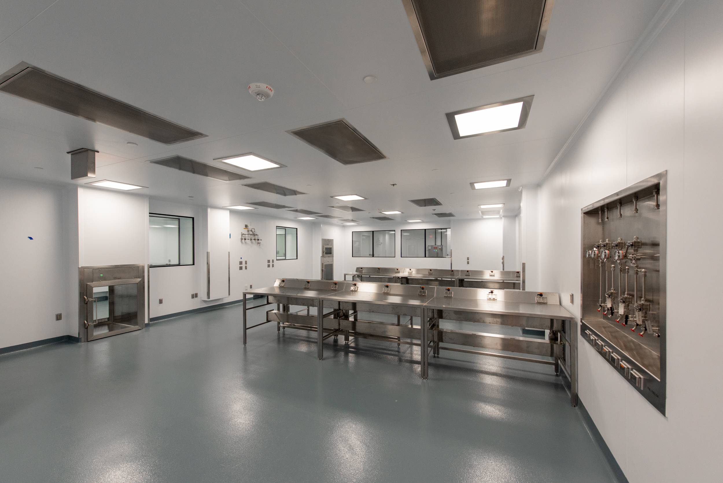 Takeda - cGMP Cell Therapy Manufacturing - Commodore Builders